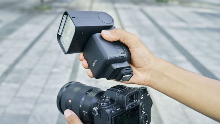 How to Maintain a Detachable Camera Flash? - NoKishiTa Camera