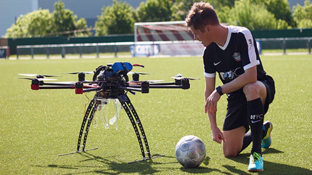 A Practical Guide to Filming Sports with Drones - NoKishiTa Camera
